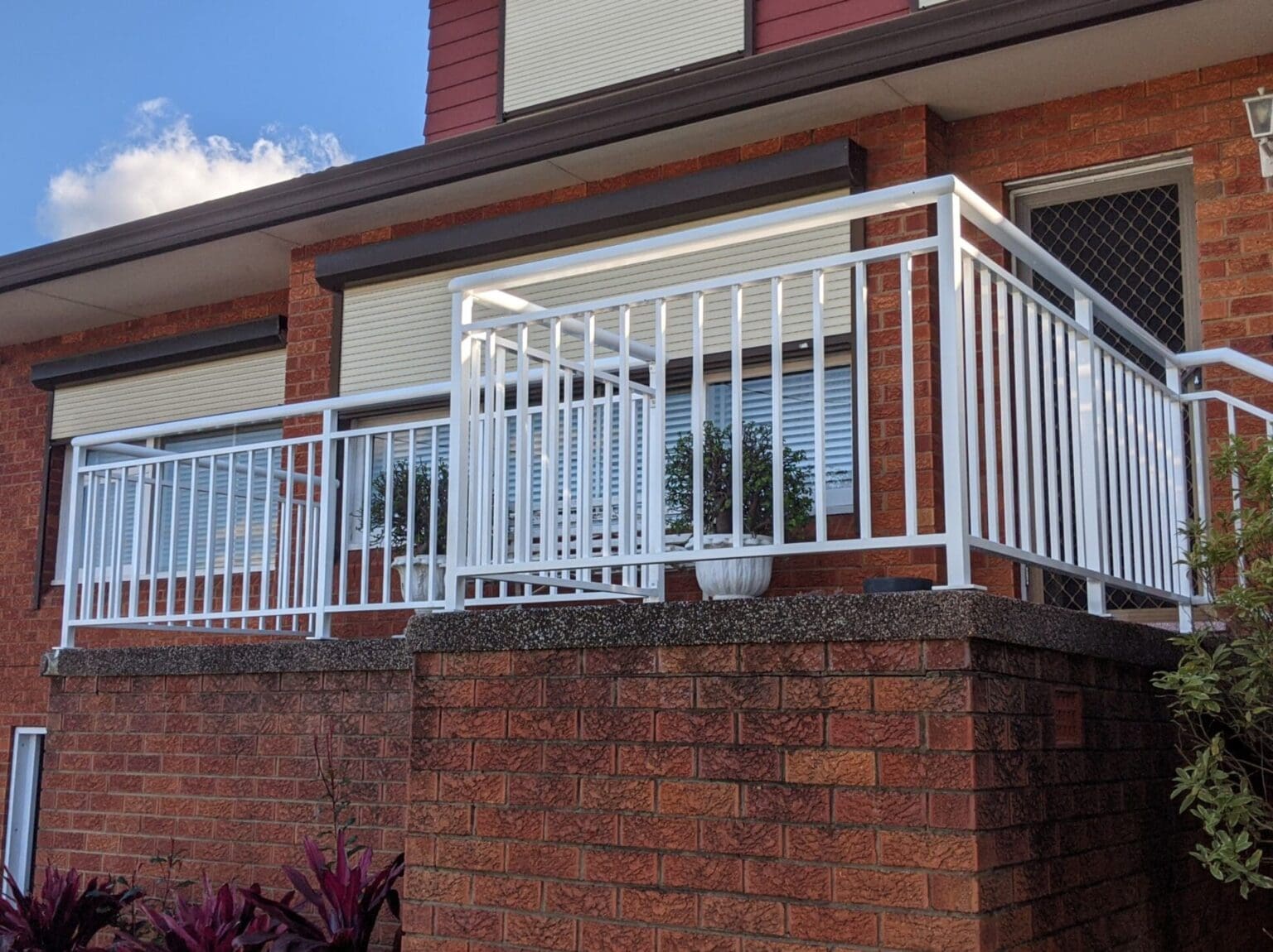 Aluminium Fencing Sydney | Handrails & Glass Balustrade Suppliers